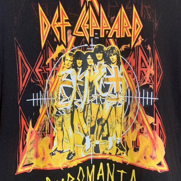 Shirts | Def Leppard Medium Black Graphic Tshirt | Poshmark